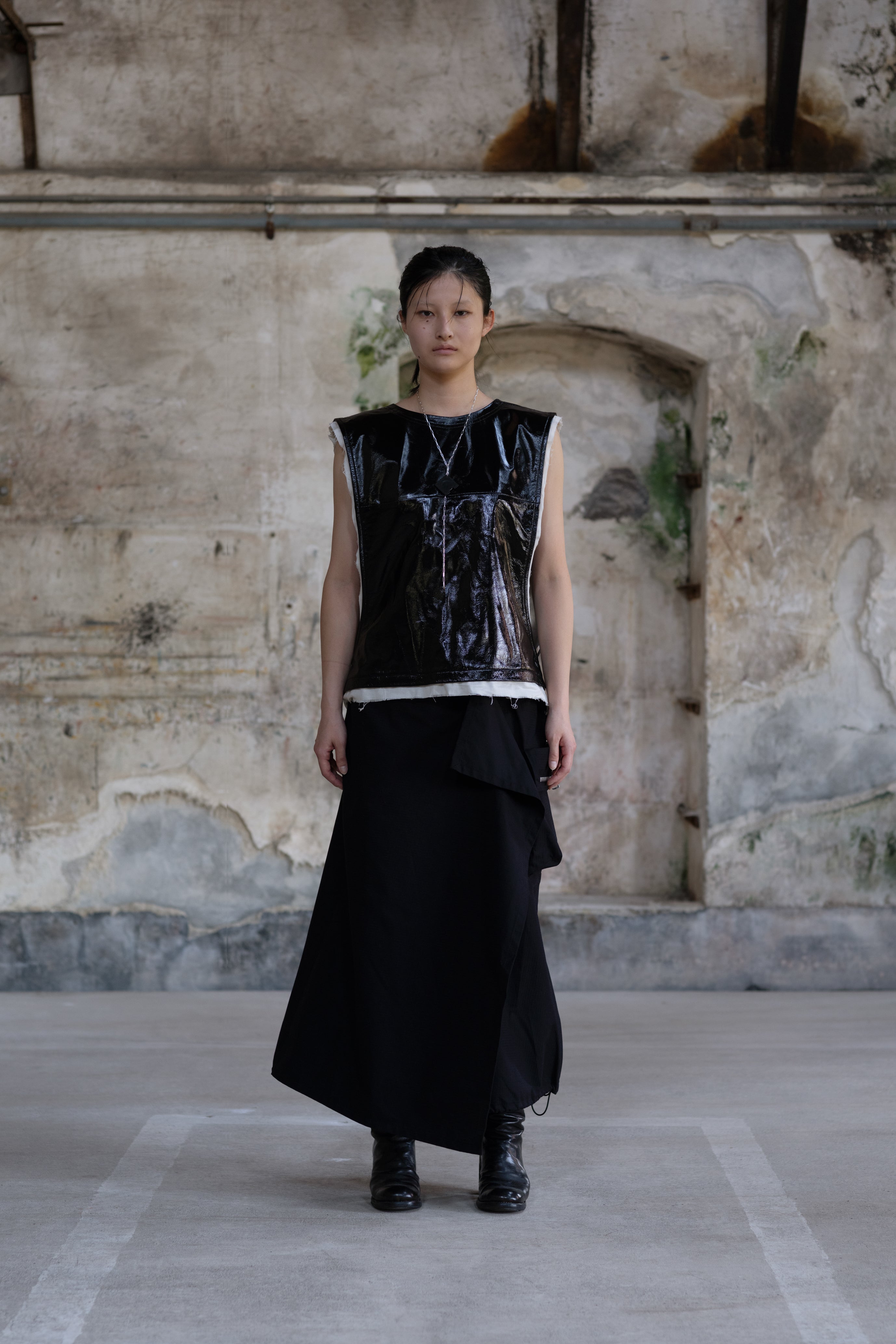 season 01 "black tide, ash beach" | daisuke tanabe